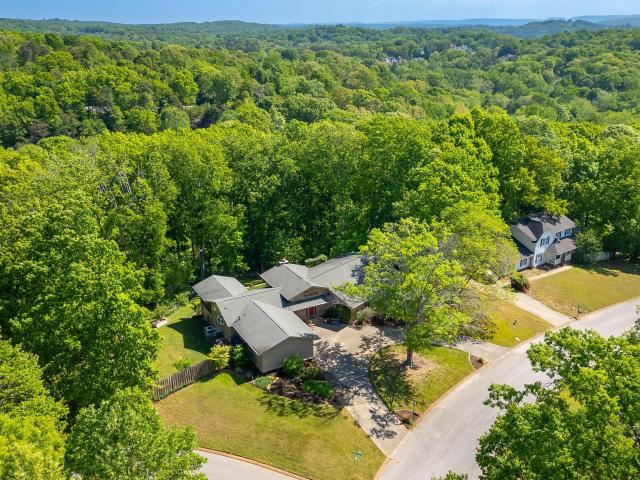 1801 Colonial Shores Dr, Hixson, TN 37343 | MLS #1533