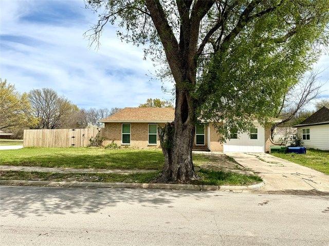 1801 Coleta Pl, Garland, TX 75040