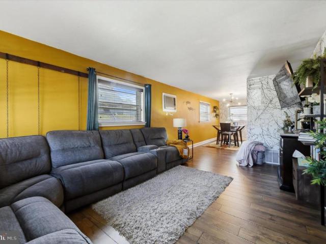 1801 Cricket Lane