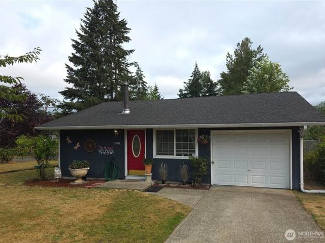 1801 E 164th Street Ct, Spanaway, WA 98387