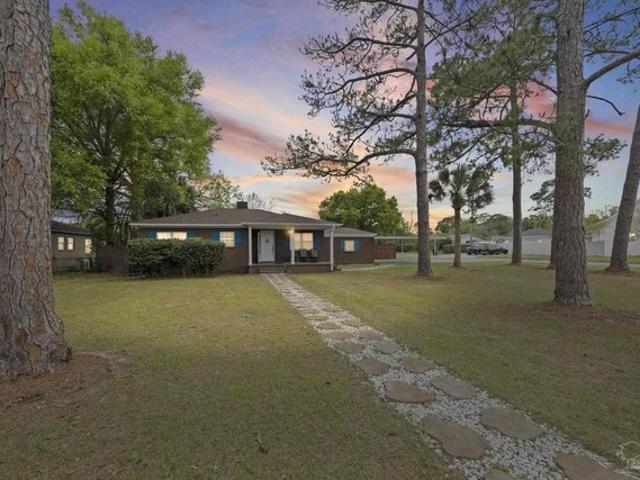 1801 E Cross St, Pensacola, FL 32503