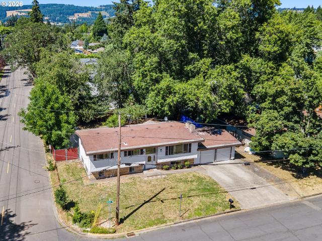 1801 e laurel dr