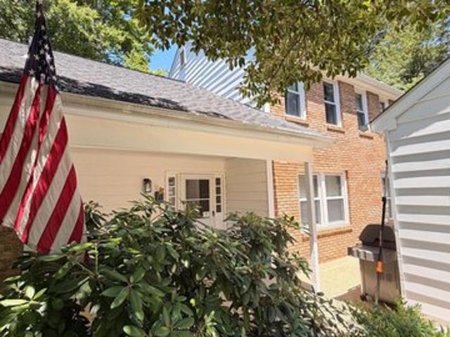 1801 E Regents Park Rd, Crofton, MD 21114