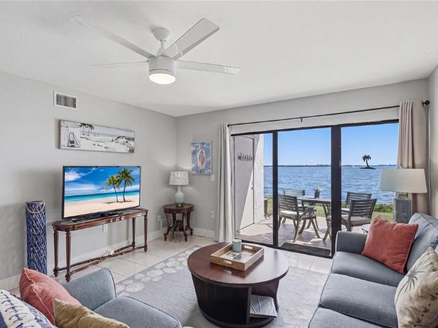 1801 Gulf Dr N, Unit 142, Bradenton Beach, FL 34217 | MLS #A4688