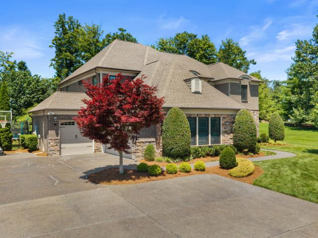 1801 Ivy Crest Dr