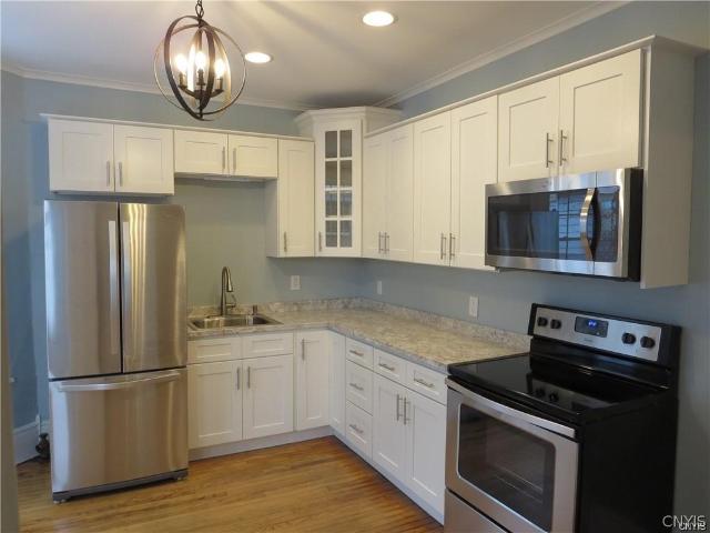 1801 James St, Unit 2, Syracuse, NY 13206 | MLS #S1697