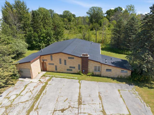 1801 Johnston Dr