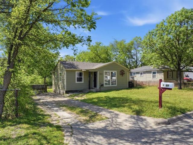 1801 Lawther Dr, River Oaks, TX 76114 | MLS #21221 | Compass