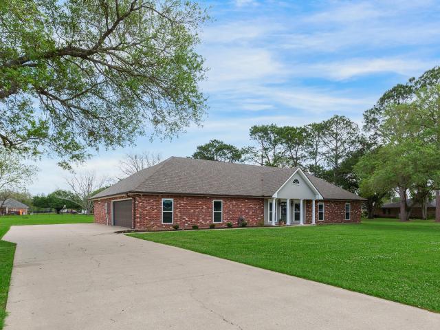 1801 Pembroke St, New Iberia, LA 70563 | MLS #RA2600002