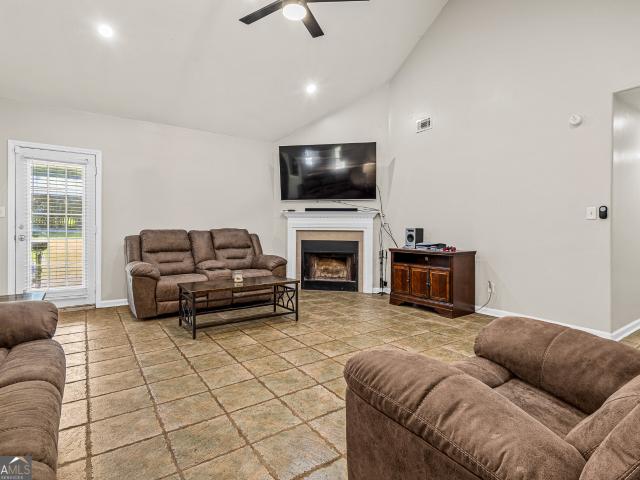 1801 Stroud Road