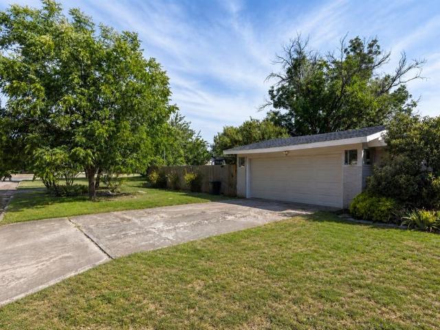 1801 Sylvan Drive