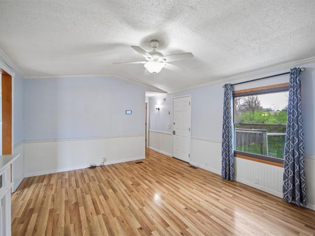 1801 S E Drive