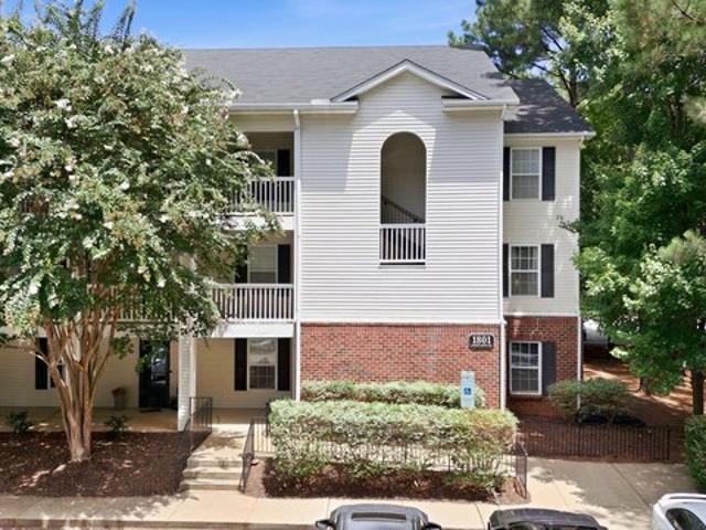 1801 Trailwood Heights Ln, Raleigh, NC 27603