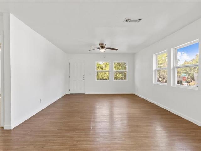 1801 Travis Heights Blvd