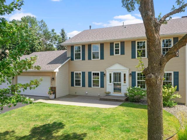 1801 Valley Ridge Trail S