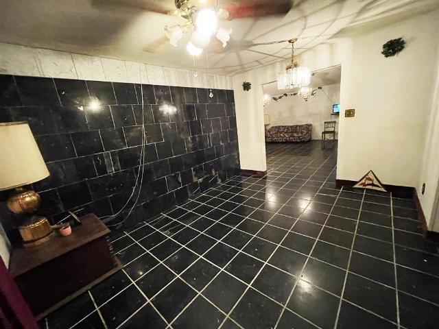 1801 Vine Drive