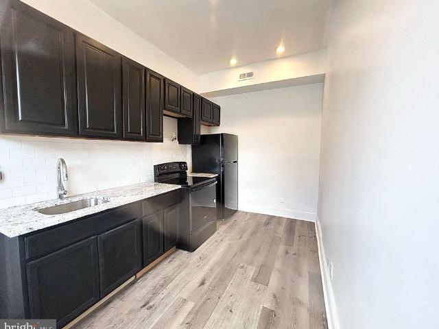 1801 W Erie Avenue # 2