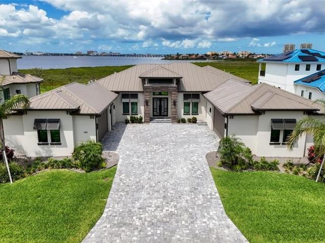 1801 4th St E, Palmetto, FL 34221