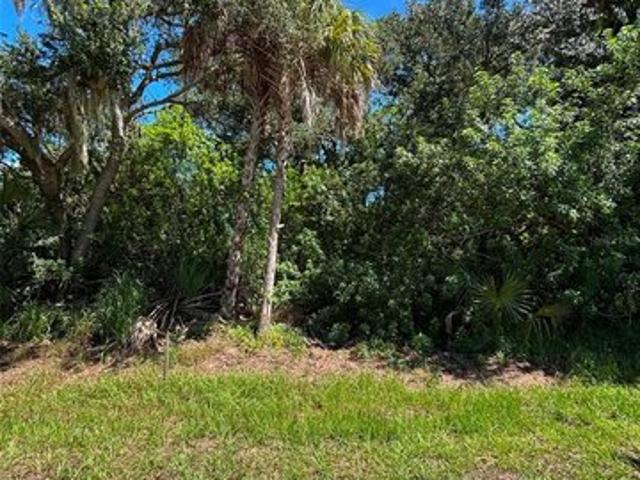 18024 Wing Ave, Port Charlotte, FL 33948