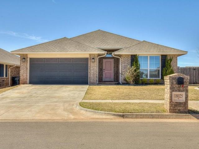 18025 Sunny Stone Ct, Edmond, OK 73012