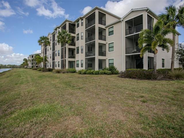 18028 Gawthrop Dr, Unit 403, Bradenton, FL 34211 | MLS #A4689