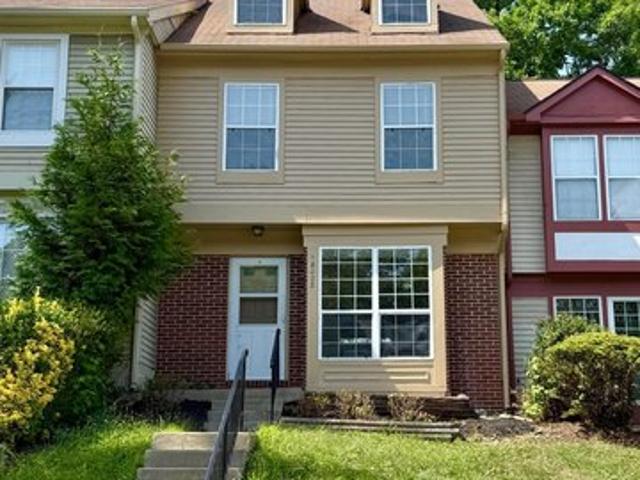 18028 Olde Port Ln, Triangle, VA 22172
