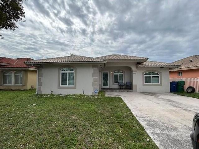 1802 NW 207th St, Miami Gardens, FL 33056