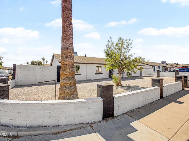 1802 N 58TH Drive