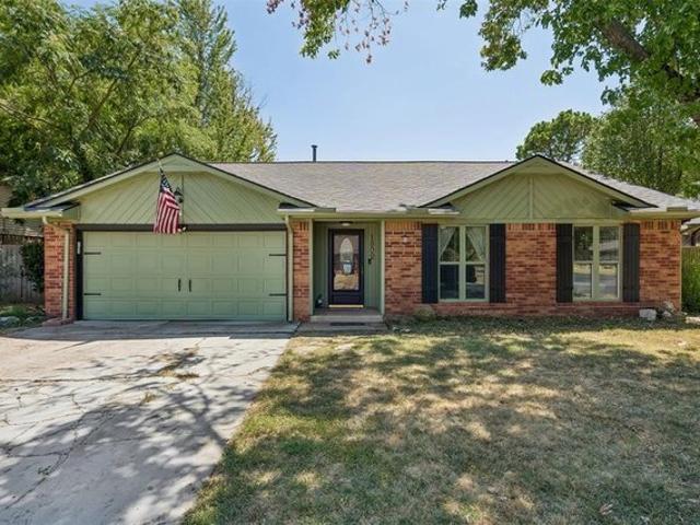 1802 Barb Dr, Norman, OK 73071