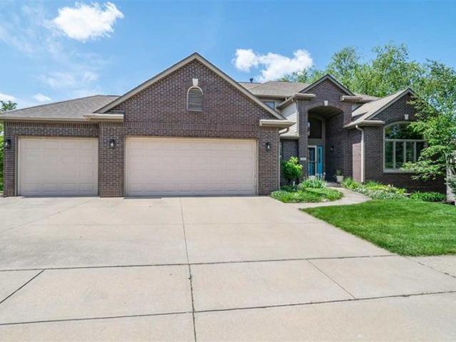 1802 Brown Deer Trl, Coralville, IA 52241