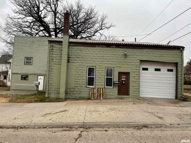 1802 Camanche Ave, Clinton, IA 52732 | MLS #4269