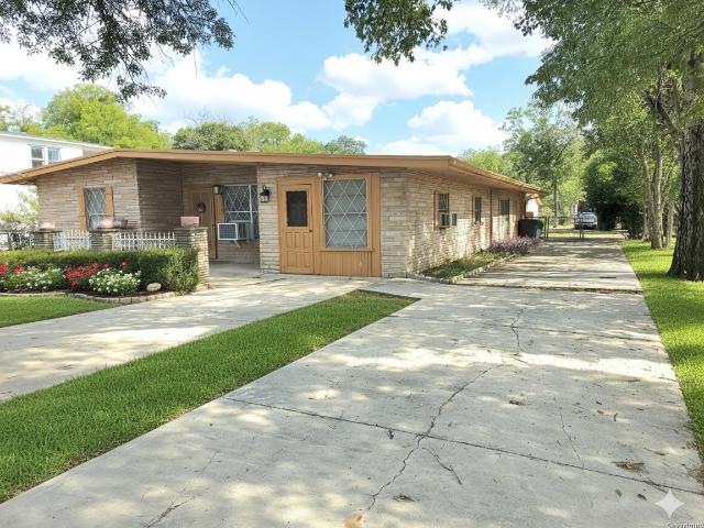 1802 Ceralvo St, San Antonio, TX 78237 | MLS #1891 | Compass