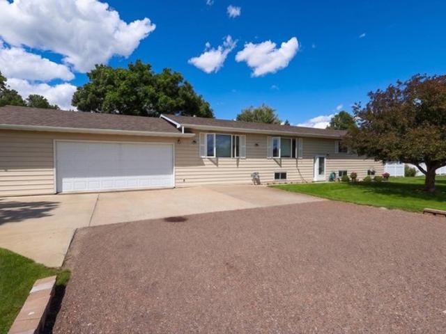 1802 Crocus Dr, Sidney, MT 59270