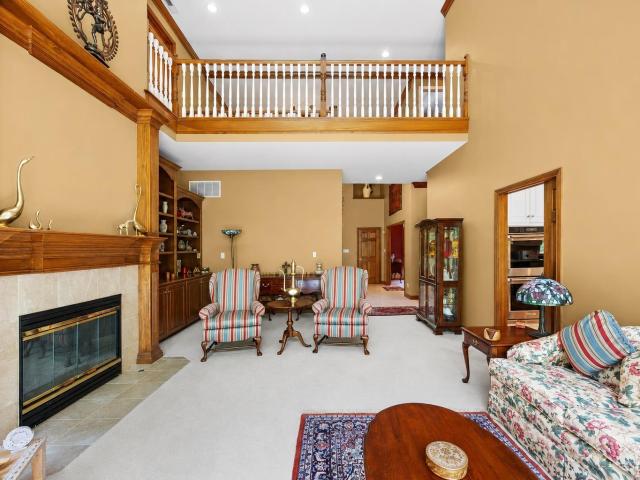 1802 Danielle Lane