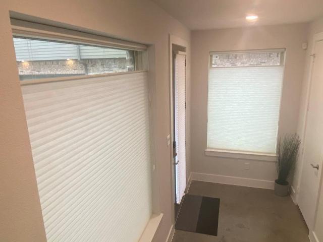 1802 Deacon Hill
