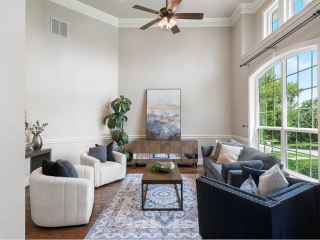 1802 Driskill Drive