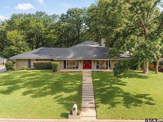 1802 Everglades Dr, Tyler, TX 75703