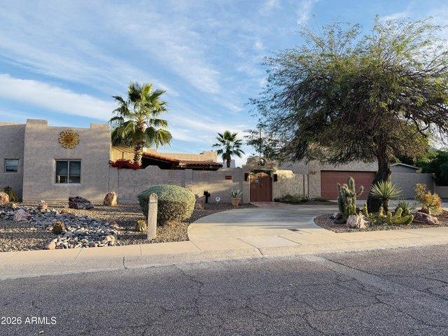 1802 E Stella Ln, Phoenix, AZ 85016