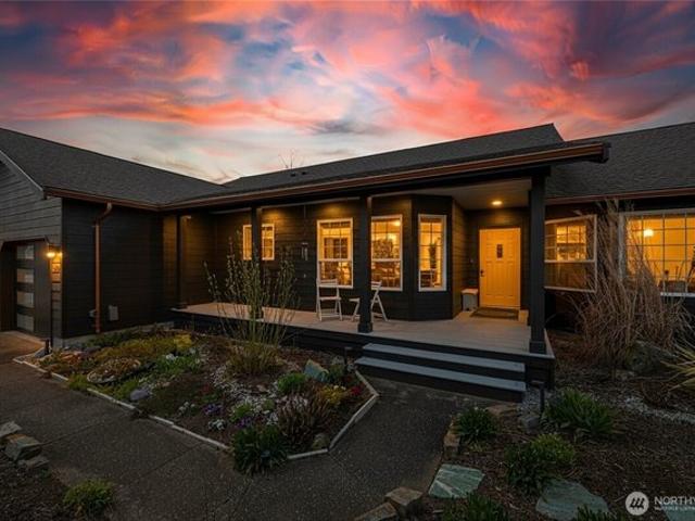 1802 Fairview Ct, Lynden, WA 98264