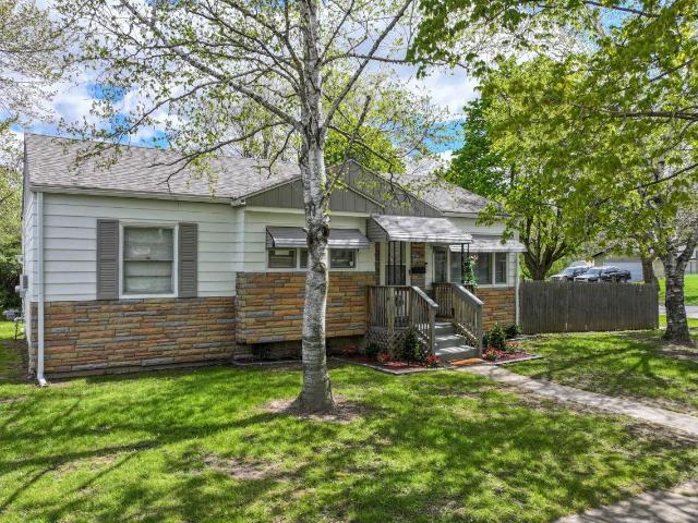 1802 Greenbrook Lane