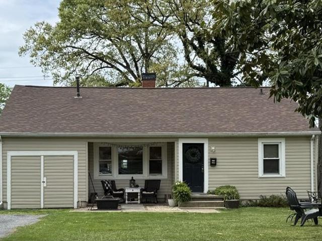 1802 Kenwood Rd, Kingsport, TN 37664