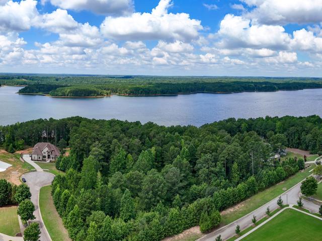 1802 Lake Pointe Circle