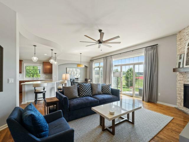 1802 Lindens Ct, Oconomowoc, US, WI