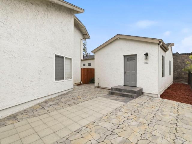 1802 Ponca Court