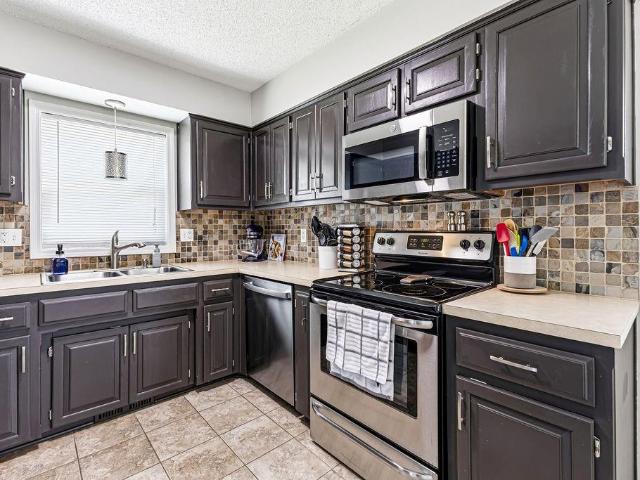 1802 Regency Drive
