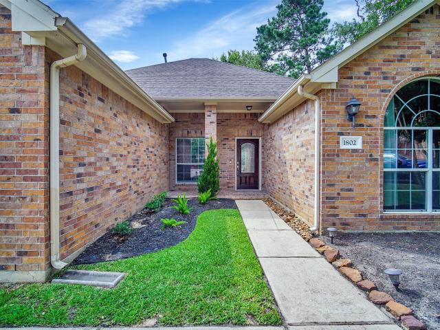 1802 Tavish Lane