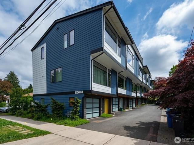 1802 th Ave NE Unit F, Shoreline, WA 98155