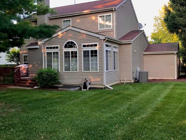 1802 Thornapple Way