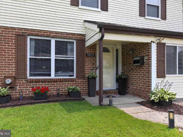 1802 Winding Way