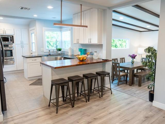 18033 Duncan St, Los Angeles, CA 91316